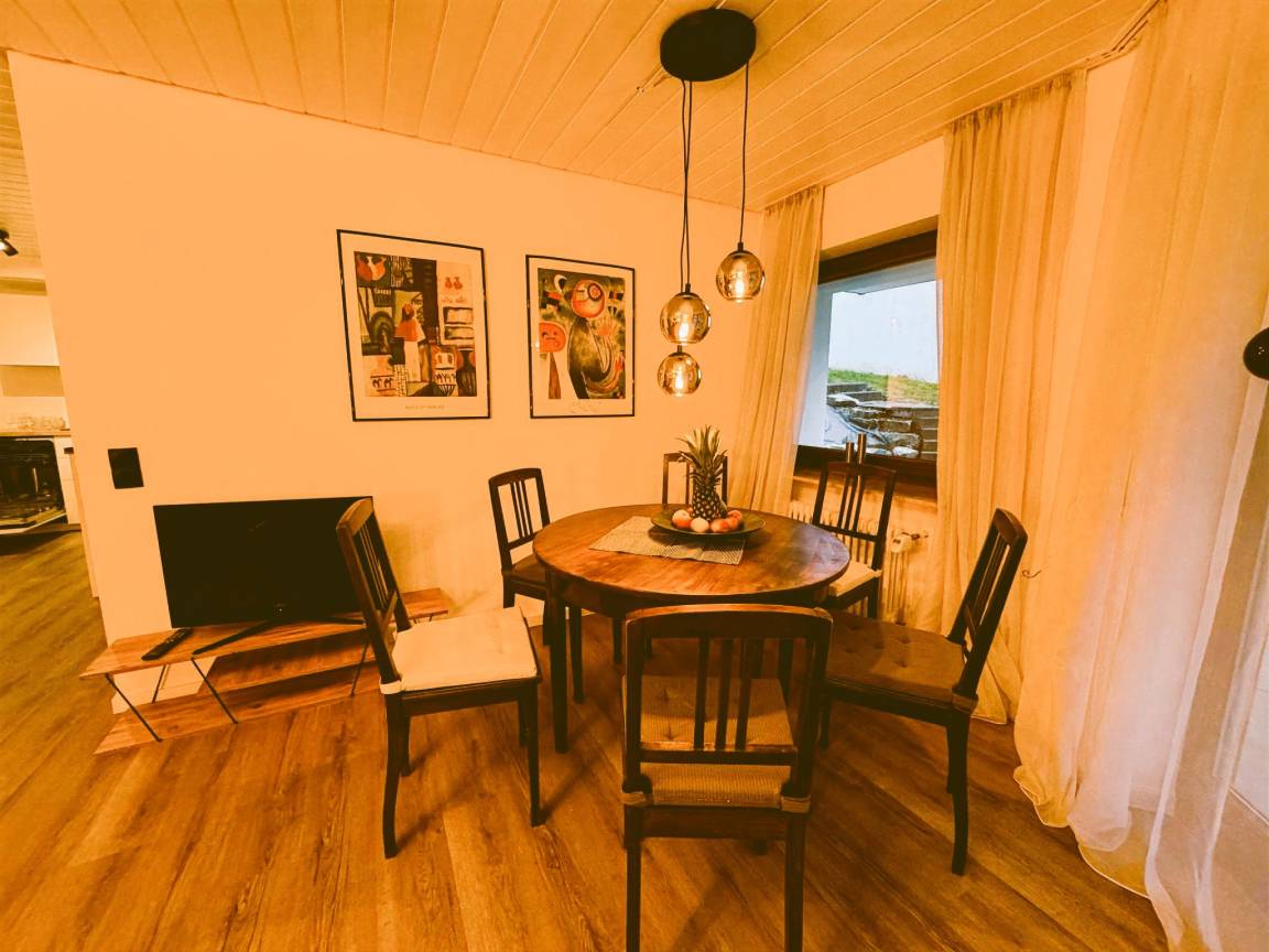 55 M² Ferienwohnung ∙ 1 Schlafzimmer ∙ 5 Gäste - Kirchheim unter Teck