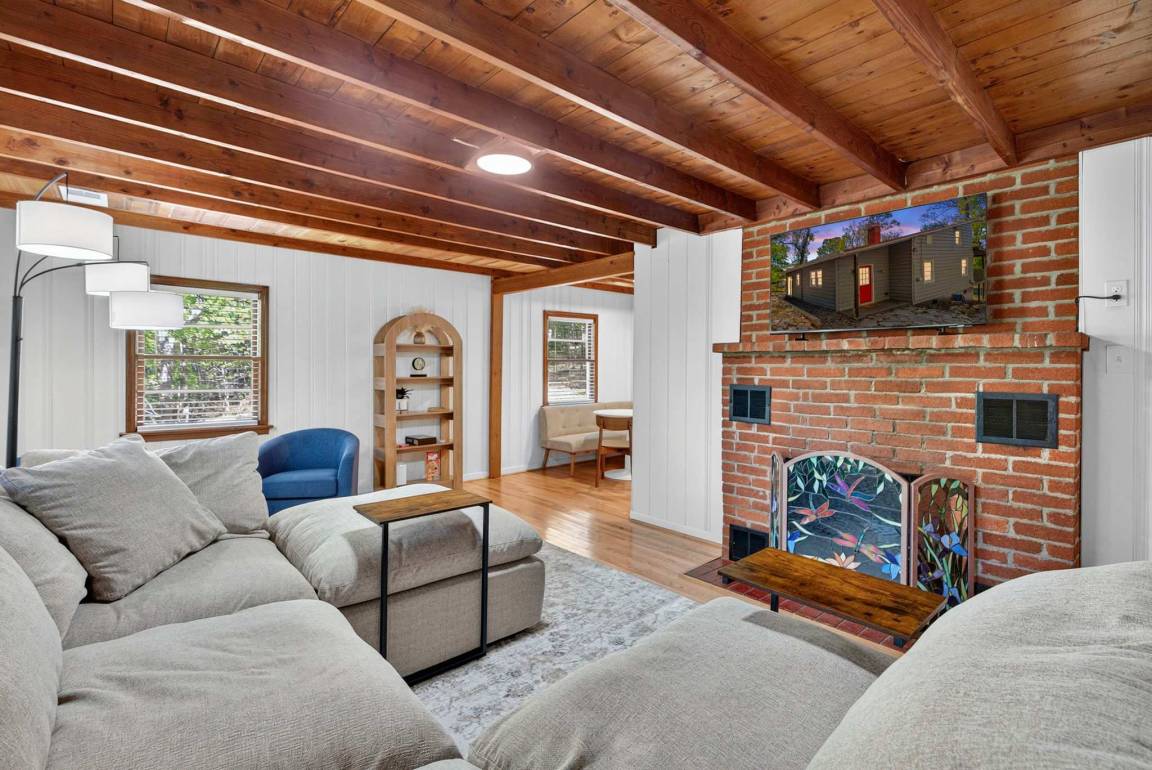 109 M² Cabin ∙ 4 Bedrooms ∙ 8 Guests - Harpers Ferry, WV