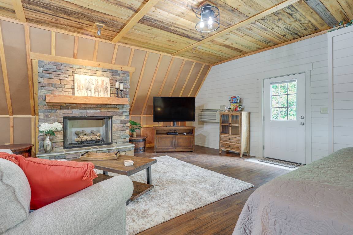 102 M² Apartment ∙ 2 Guests - Cartersville, GA