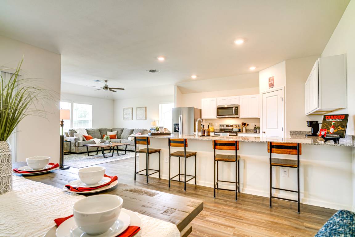 164 M² House ∙ 4 Bedrooms ∙ 8 Guests - New Iberia, LA