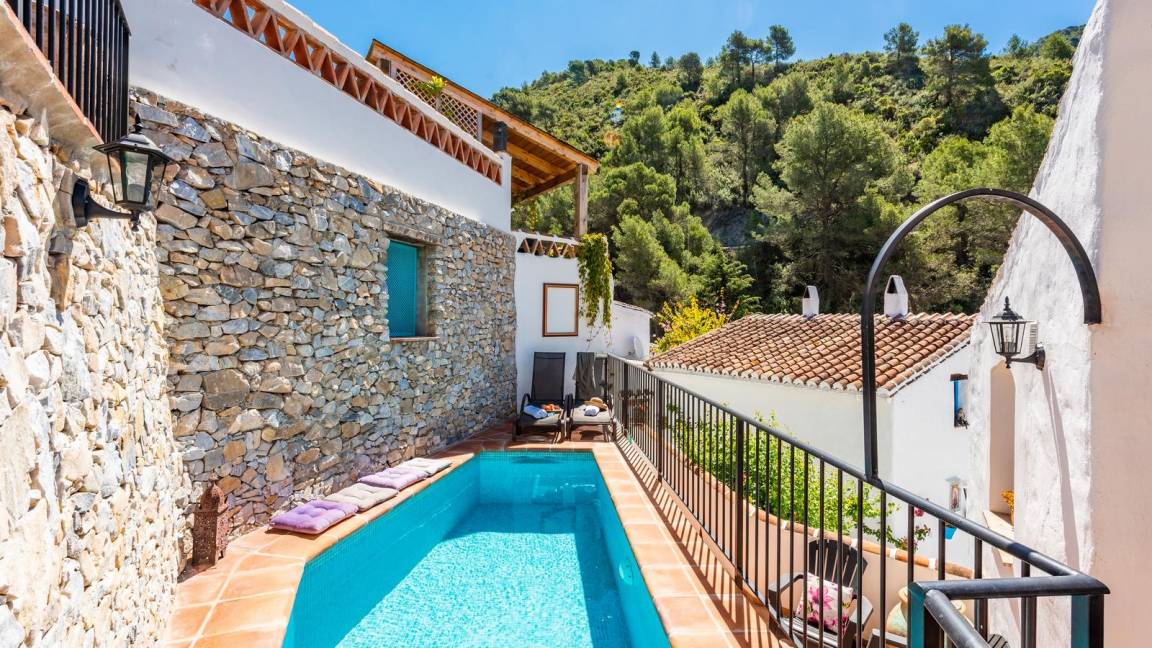 80 M² House ∙ 2 Bedrooms ∙ 4 Guests - Frigiliana