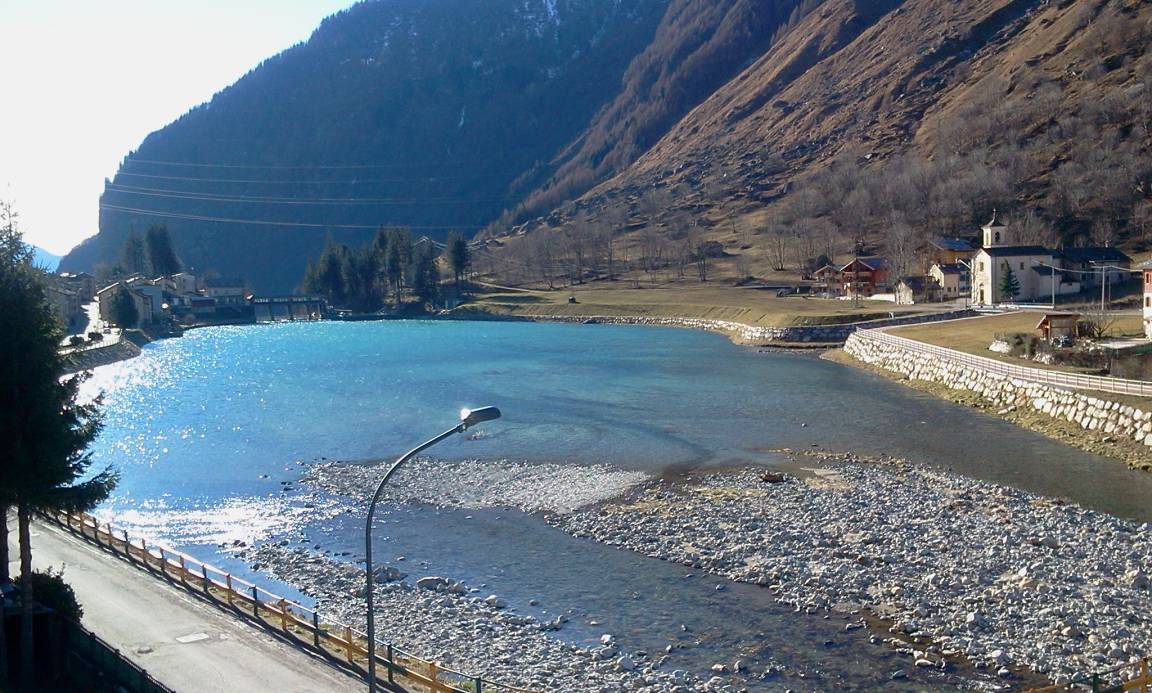 72 M² Ferienwohnung ∙ 2 Schlafzimmer ∙ 6 Gäste - Chiavenna