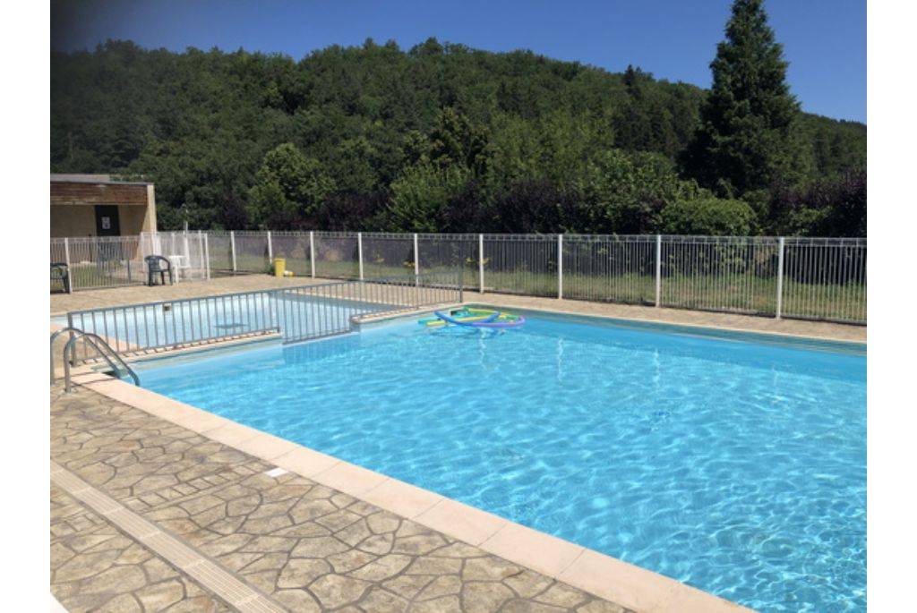 20 M² Camera D'hotel ∙ 3 Ospiti - Puy-de-Dôme