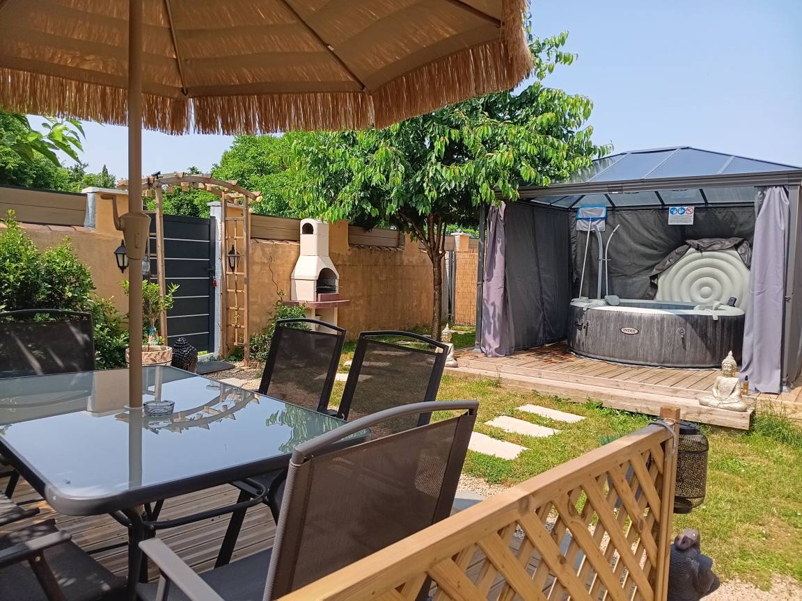 55 M² Maison De Vacances ∙ 2 Chambres ∙ 6 Personnes - Niort