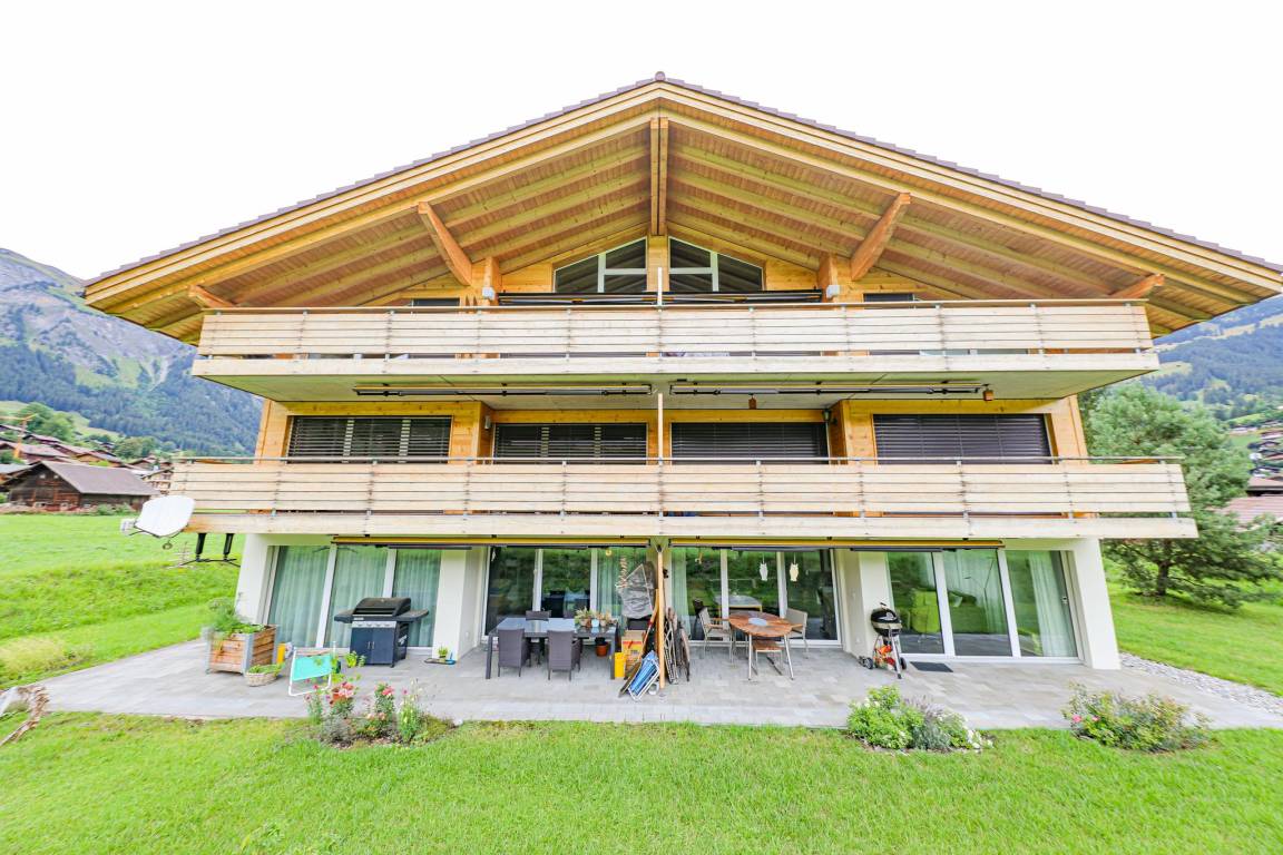 89 M² Ferienwohnung ∙ 2 Schlafzimmer ∙ 4 Gäste - Lenk