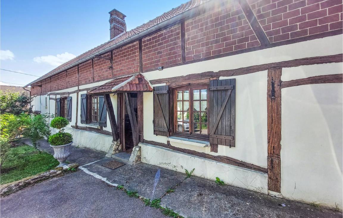 100 M² Farmhouse ∙ 2 Bedrooms ∙ 5 Guests - Les Andelys