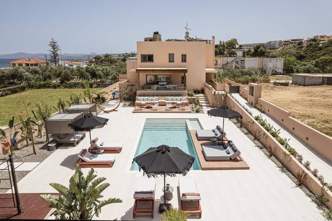 295 M² Apartment ∙ 6 Bedrooms ∙ 13 Guests - Greece