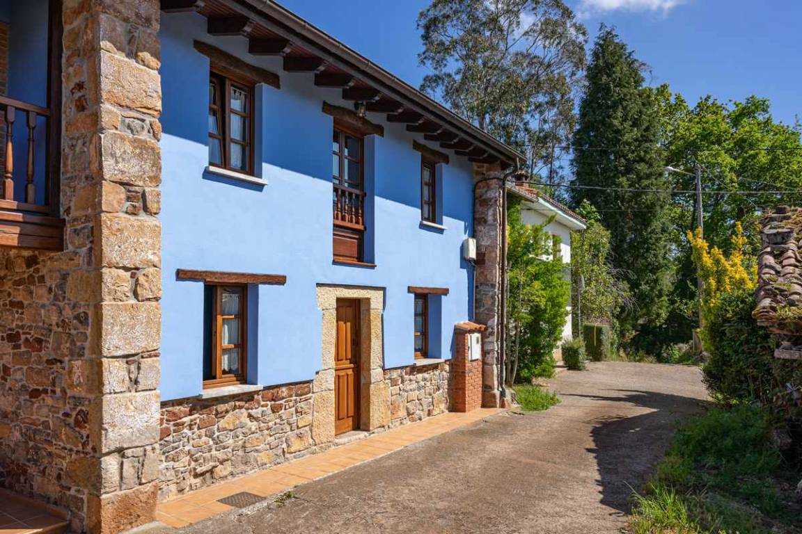 100 M² Apartment ∙ 2 Bedrooms ∙ 5 Guests - Nava