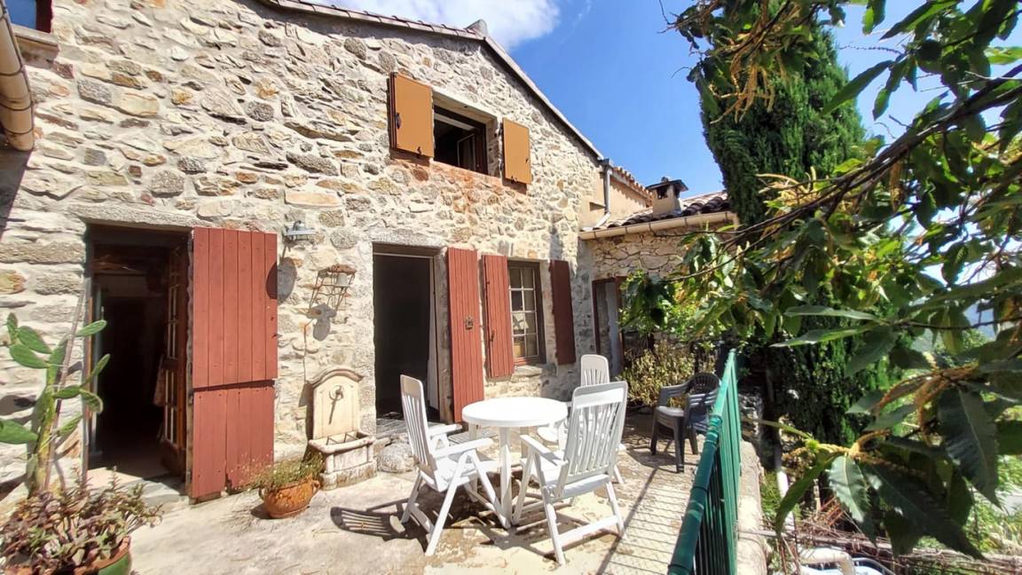 Gîte ∙ 3 Chambres ∙ 6 Personnes - Gard