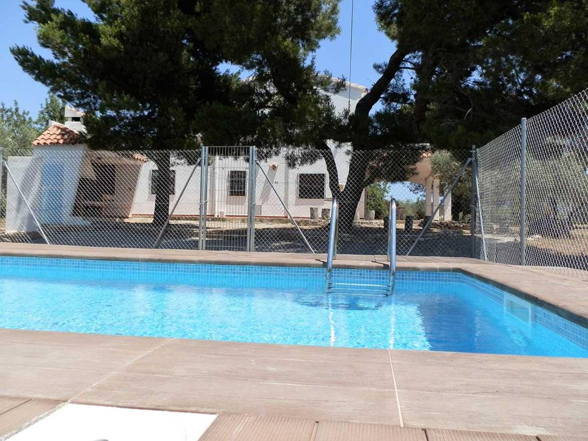 100 M² Cottage ∙ 5 Bedrooms ∙ 8 Guests - Catalonia