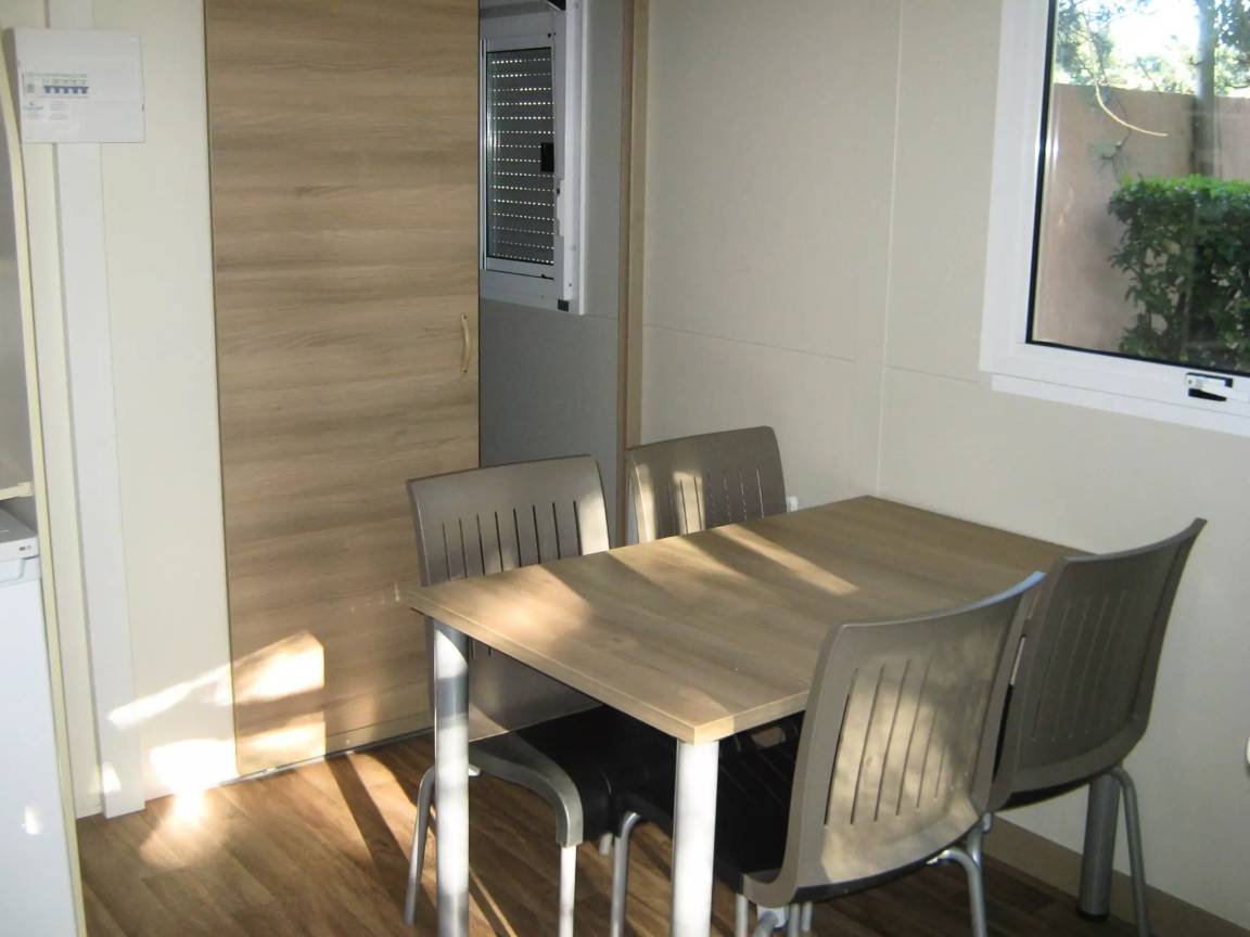 32 M² Chalet ∙ 2 Chambres ∙ 2 Personnes - Avignon