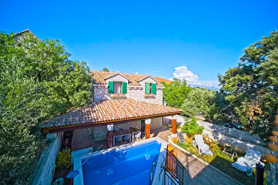 75 M² Maison De Vacances ∙ 2 Chambres ∙ 6 Personnes - Brač