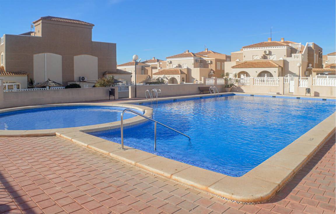 68 M² House ∙ 2 Bedrooms ∙ 4 Guests - Torrevieja