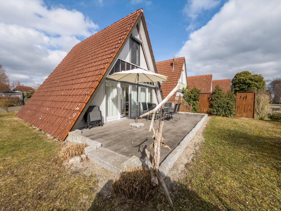70 M² Ferienhaus ∙ 2 Schlafzimmer ∙ 5 Gäste - Friedrichshafen