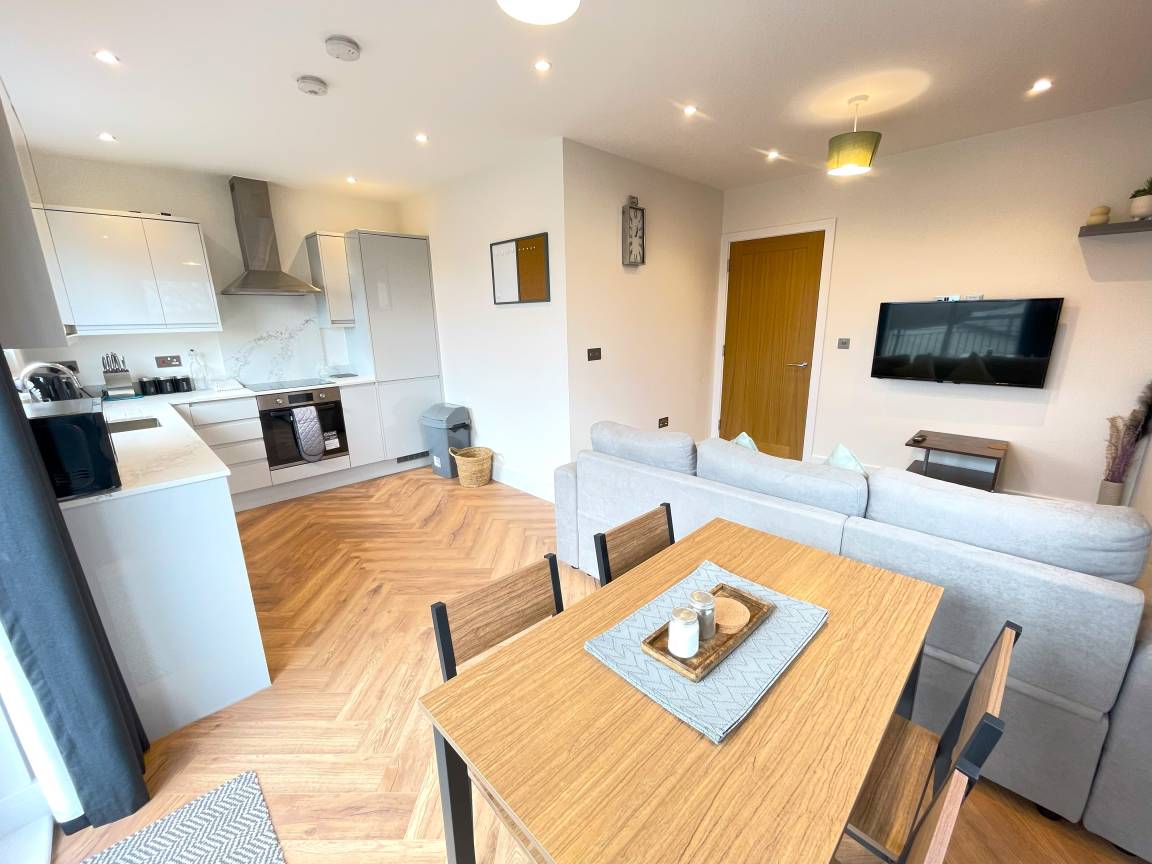 65 M² Apartment ∙ 2 Bedrooms ∙ 6 Guests - Watford
