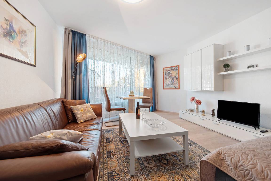 40 M² Ferienwohnung ∙ 1 Schlafzimmer ∙ 2 Gäste - Bodensee