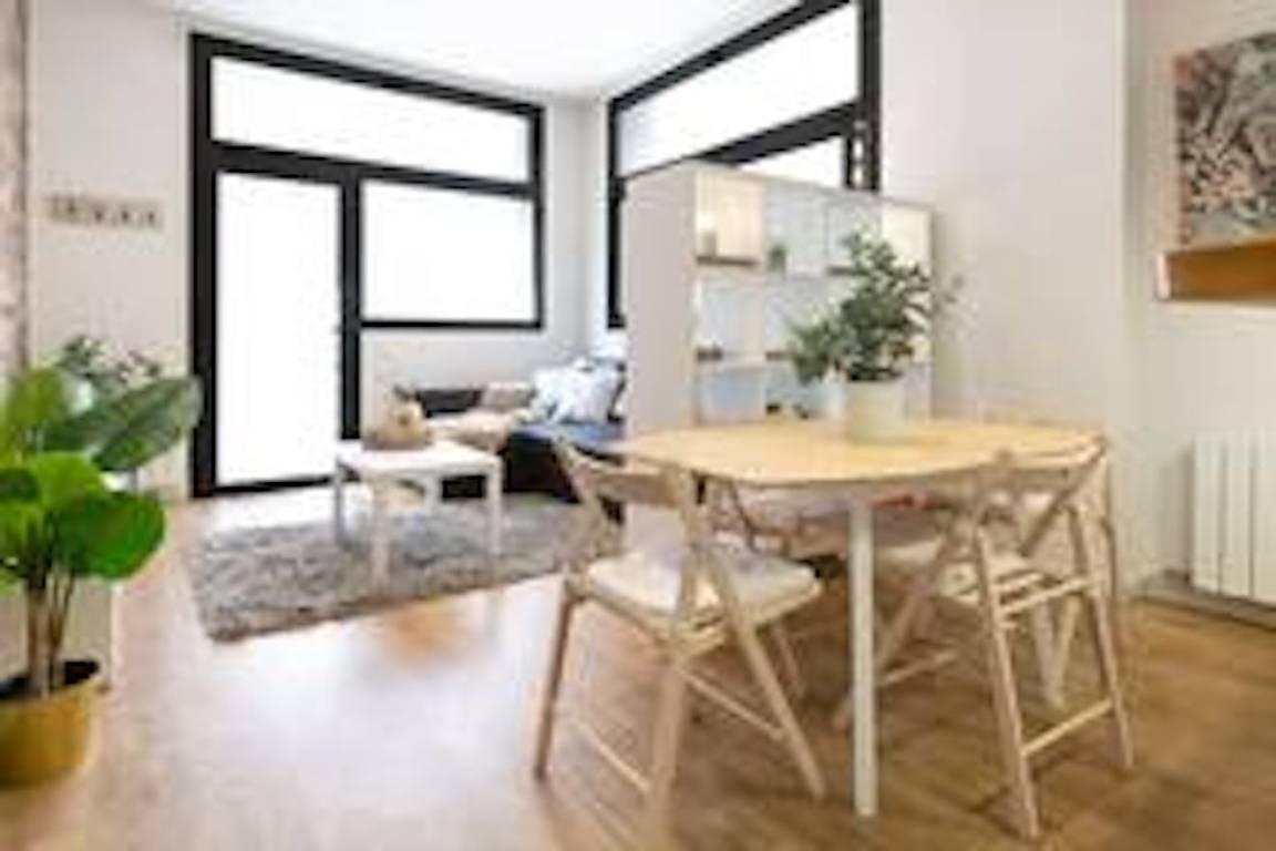 50 M² Apartamento ∙ 1 Habitación ∙ 2 Huéspedes - Sant Cugat del Vallès