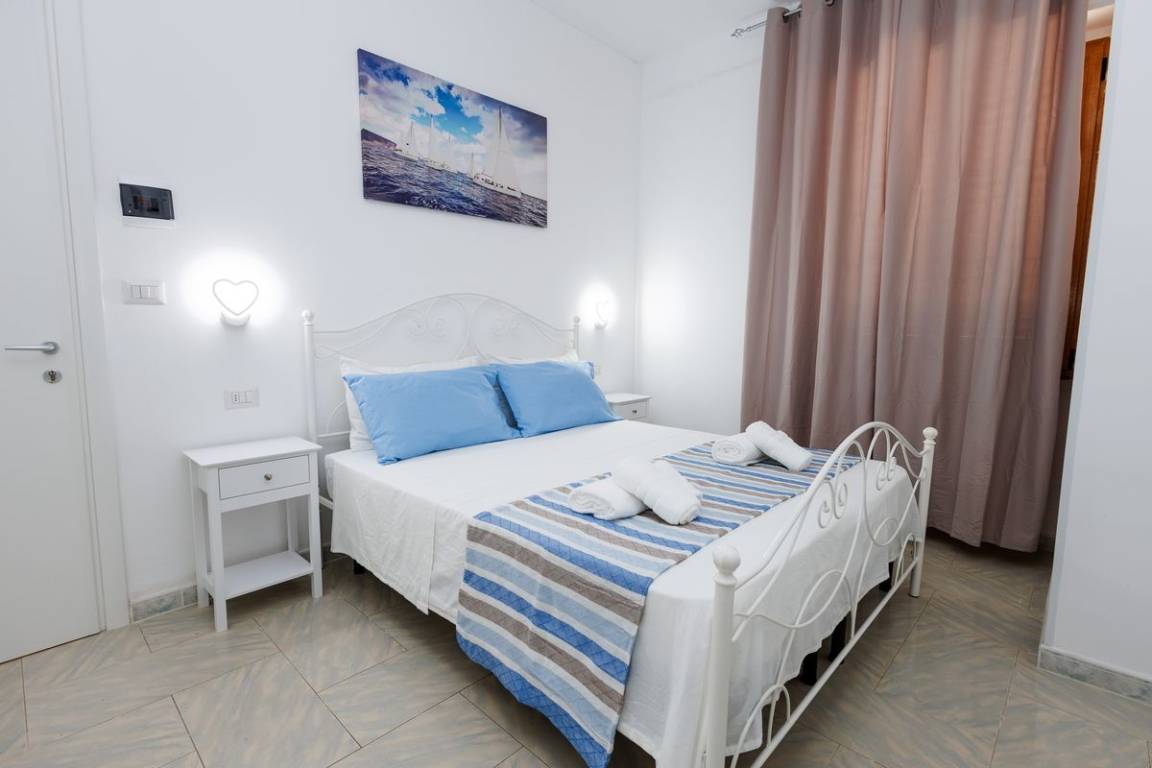 18 M² Bed & Breakfast ∙ 1 Schlafzimmer ∙ 2 Gäste - Torre San Giovanni