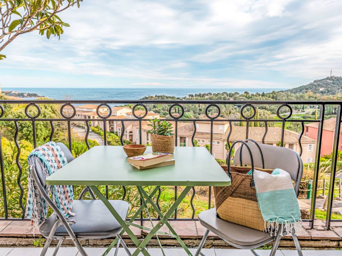 28 M² Apartment ∙ 1 Bedroom ∙ 6 Guests - Agay