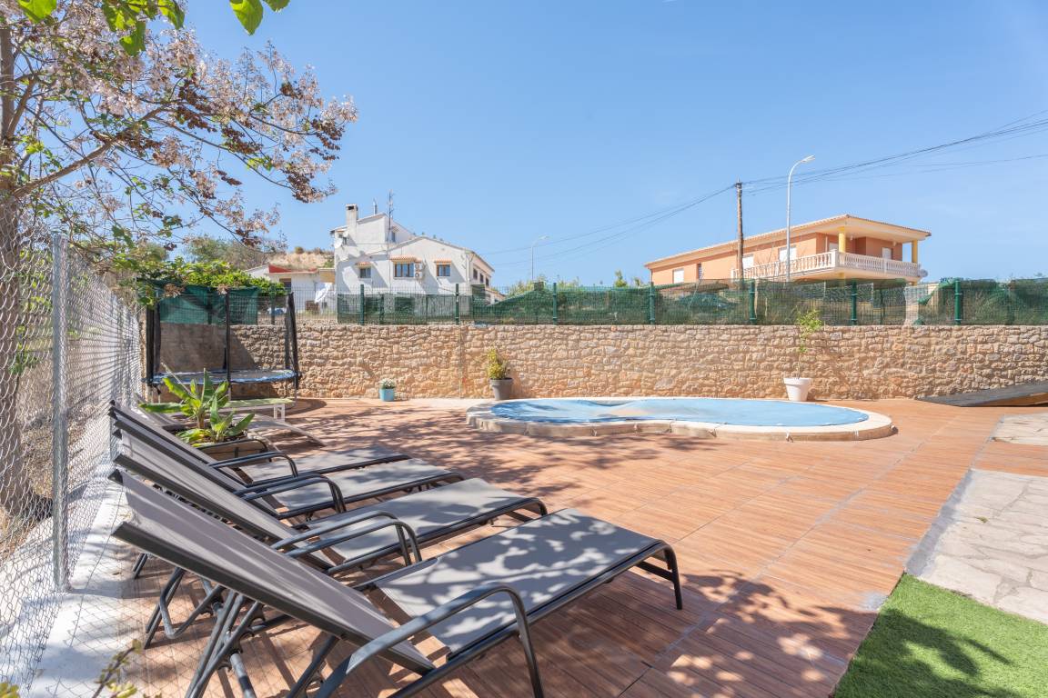 100 M² Chalet ∙ 7 Habitaciones ∙ 26 Huéspedes - Bolbaite