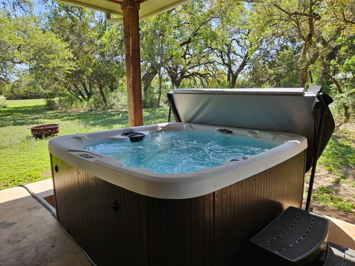 214 M² House ∙ 3 Bedrooms ∙ 8 Guests - Dripping Springs, TX