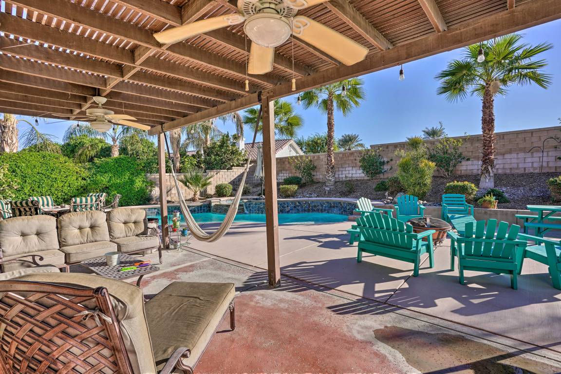 241 M² House ∙ 4 Bedrooms ∙ 8 Guests - Indio, CA