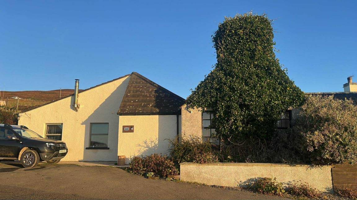 221 M² Cottage ∙ 2 Bedrooms ∙ 15 Guests - Scotland