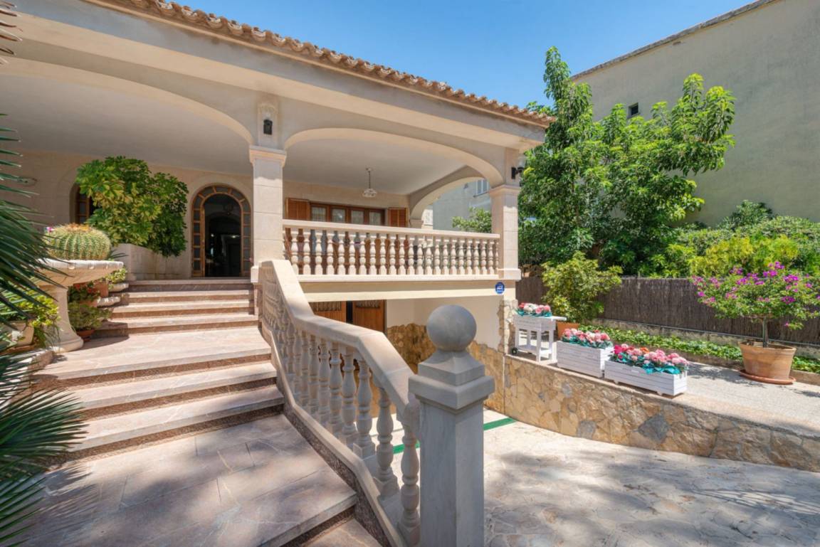 344 M² Hostel ∙ 4 Bedrooms ∙ 8 Guests - Mallorca