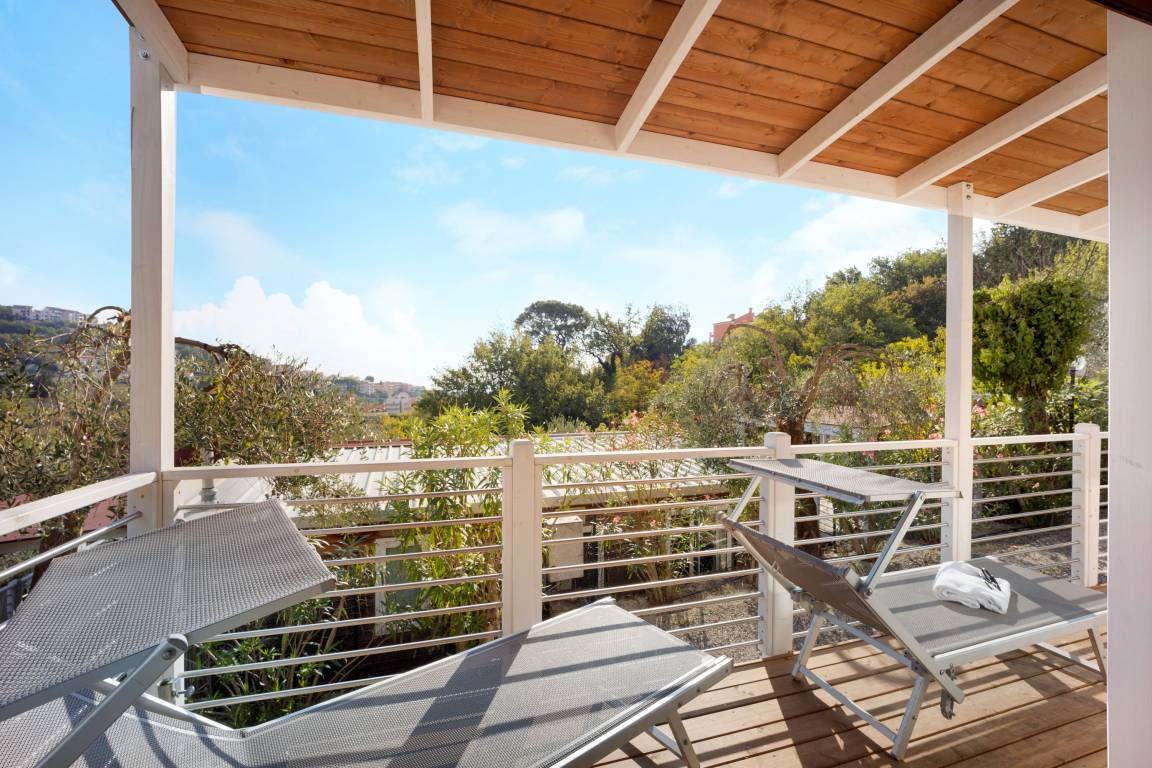 31 M² Caravan ∙ 3 Bedrooms ∙ 6 Guests - Loano