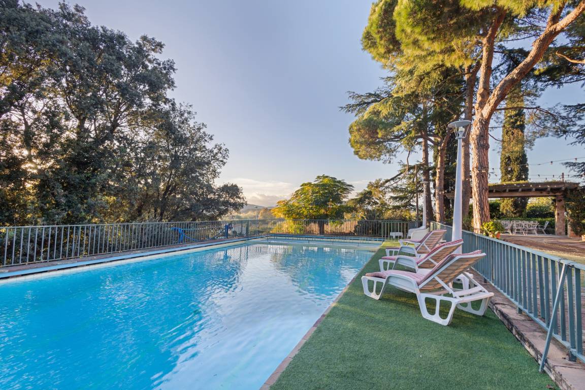 200 M² Ferienhaus ∙ 5 Schlafzimmer ∙ 18 Gäste - Costa Brava