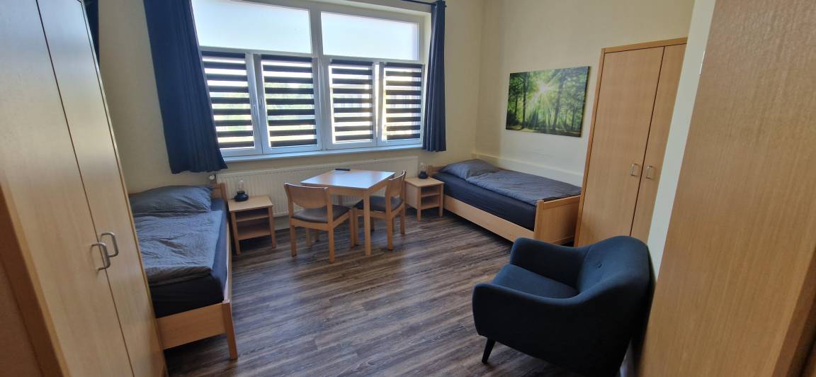 20 M² Hotel ∙ 1 Schlafzimmer ∙ 2 Gäste - Weißenfels