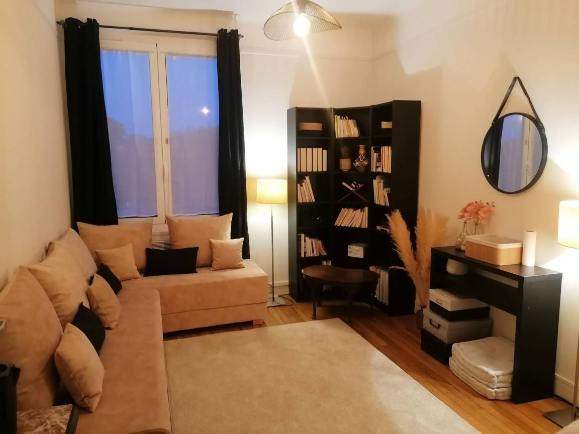 120 M² Apartamento ∙ 4 Habitaciones ∙ 8 Huéspedes - Nozay
