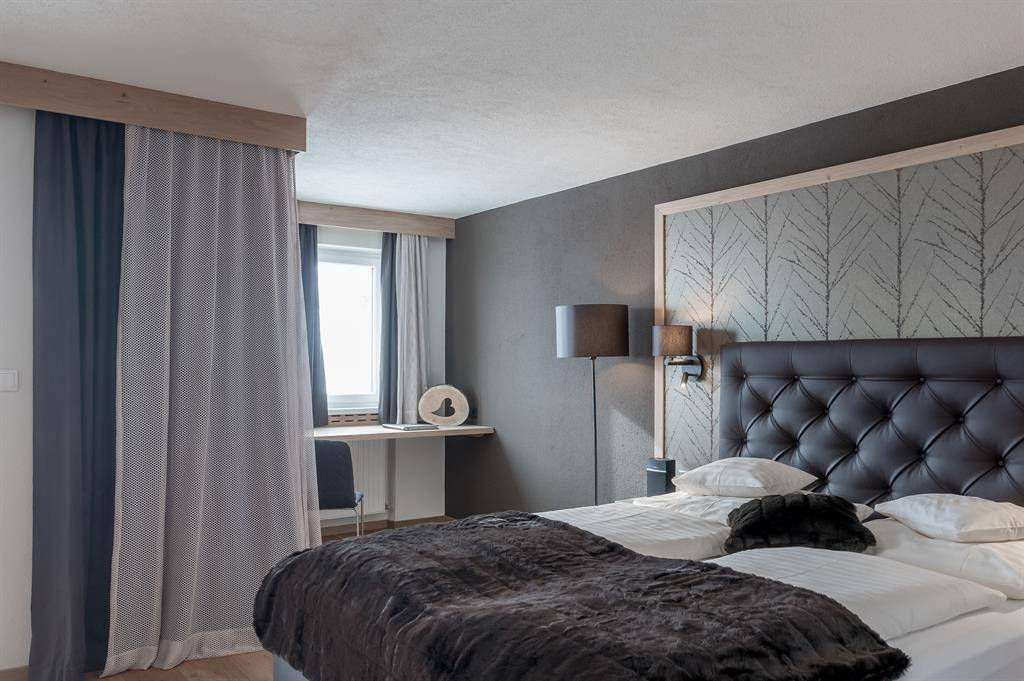 45 M² Hotel ∙ 2 Bedrooms ∙ 4 Guests - Soelden