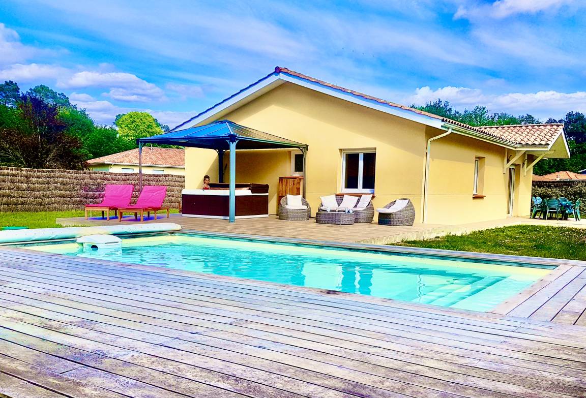 95 M² Villa ∙ 3 Chambres ∙ 14 Personnes - Étang d'Aureilhan