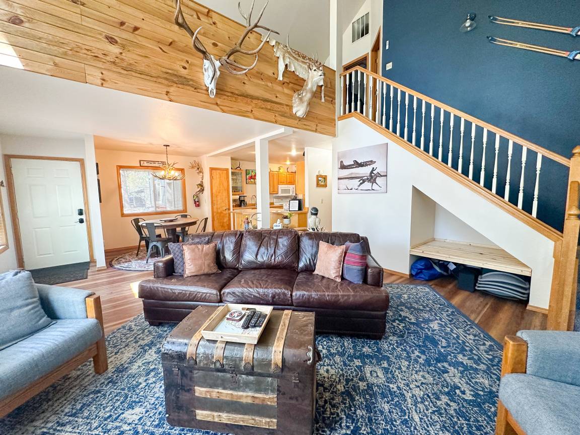155 M² House ∙ 2 Bedrooms ∙ 6 Guests - Ponderosa State Park, McCall