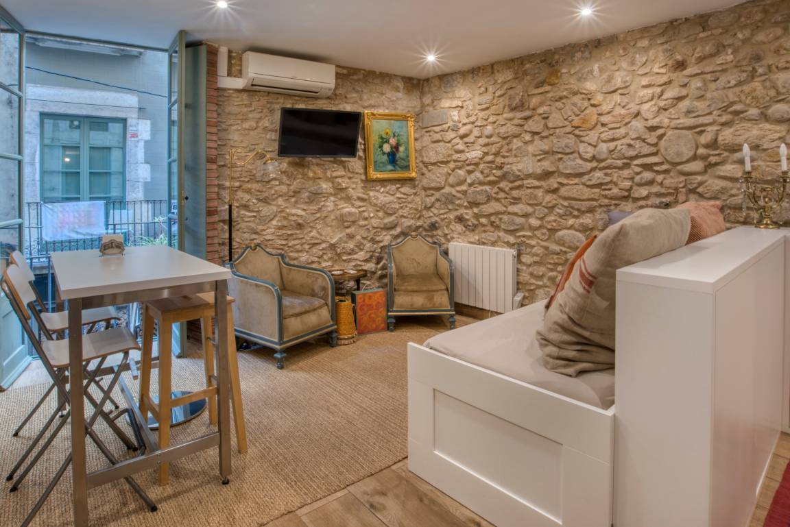 37 M² Apartment ∙ 1 Bedroom ∙ 2 Guests - Girona