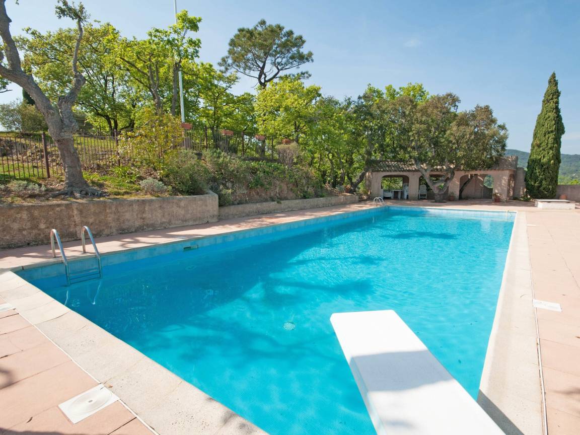 60 M² Appartement ∙ 2 Chambres ∙ 4 Personnes - Grimaud