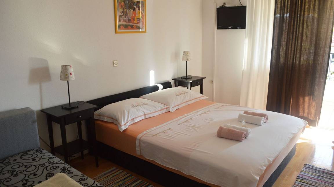 45 M² Apartamento ∙ 2 Habitaciones ∙ 5 Huéspedes - Makarska