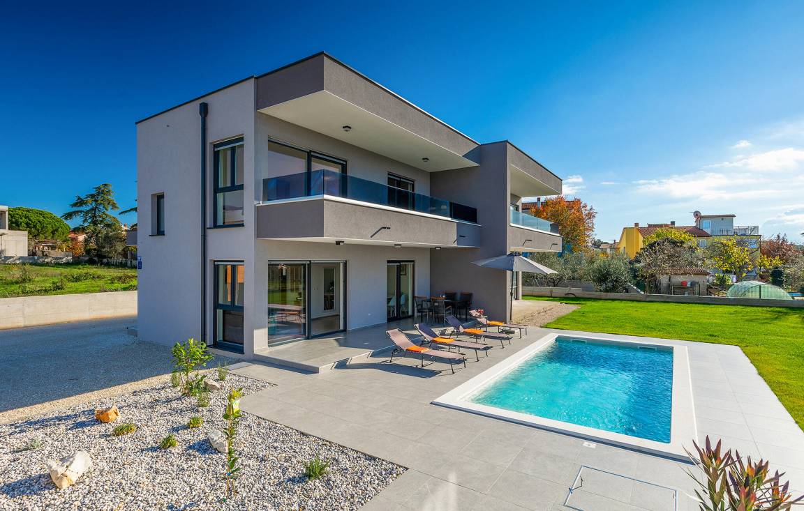 160 M² Maisonette ∙ 4 Bedrooms ∙ 12 Guests - Rovinj