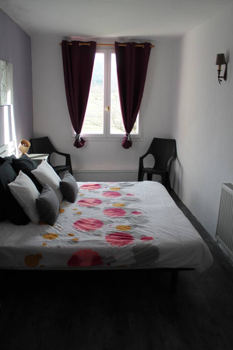 15 M² Chambre D'hôtes ∙ 1 Chambre ∙ 2 Personnes - Dieulefit