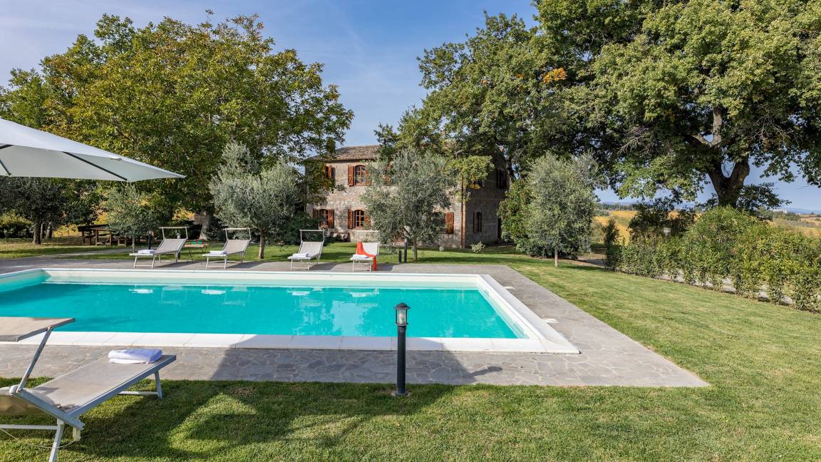 300 M² Villa ∙ 4 Bedrooms ∙ 9 Guests - Orvieto