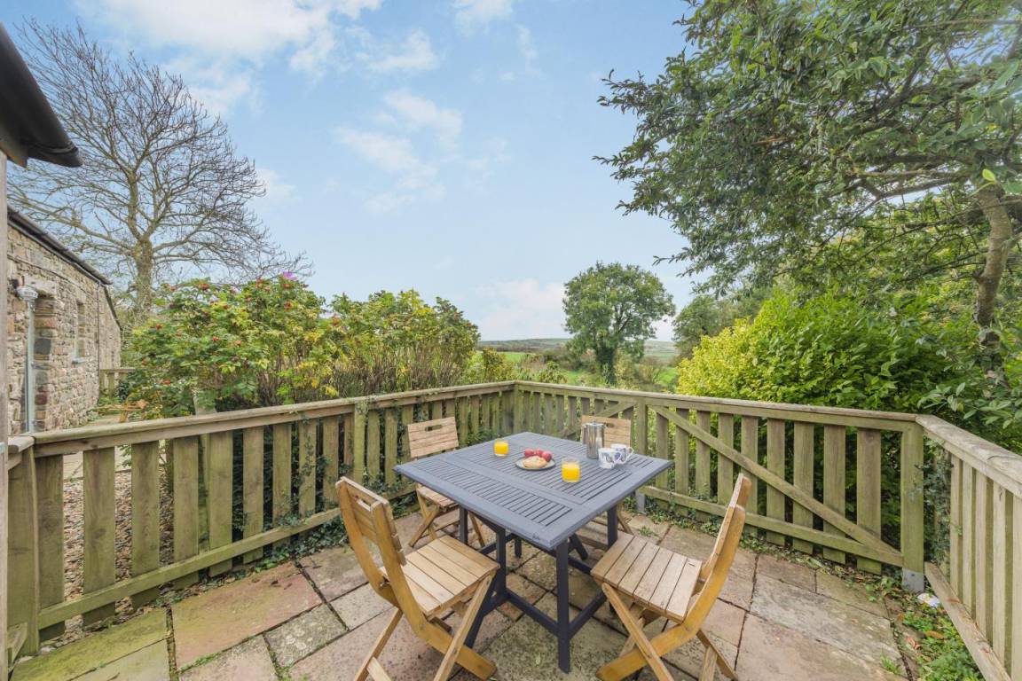 Cottage ∙ 2 Bedrooms ∙ 4 Guests - Cardigan