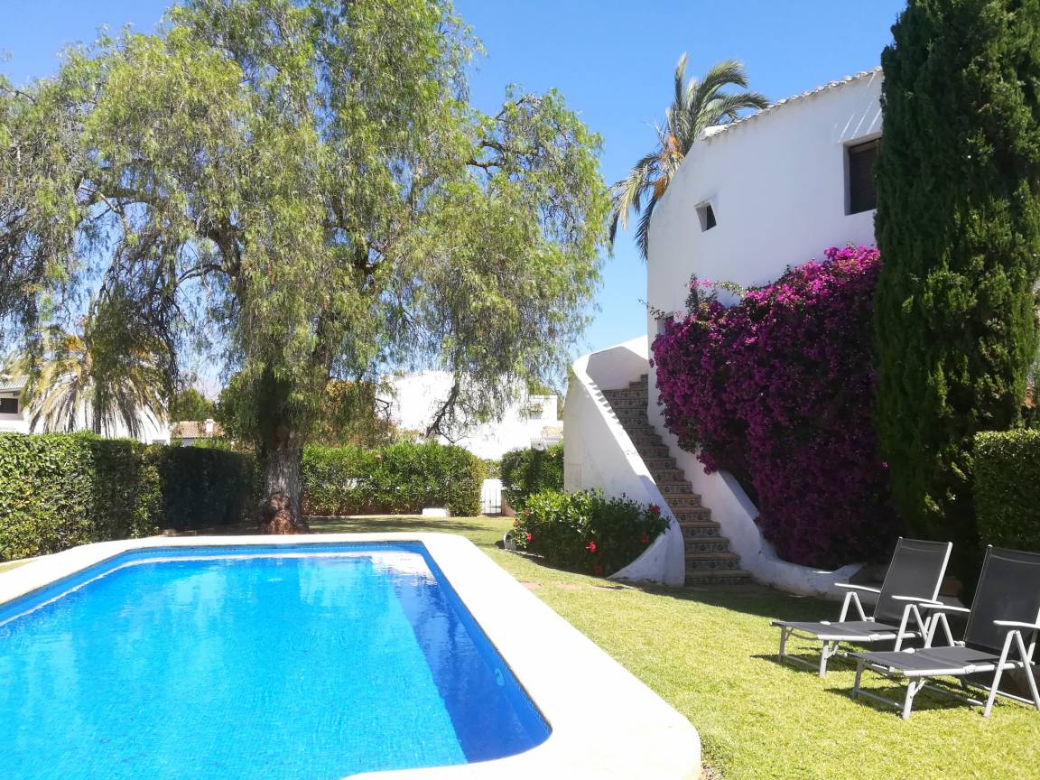 180 M² Villa ∙ 3 Habitaciones ∙ 6 Huéspedes - Jávea