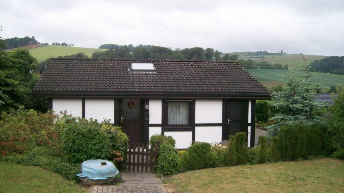55 M² Ferienhaus ∙ 2 Schlafzimmer ∙ 4 Gäste - Meschede