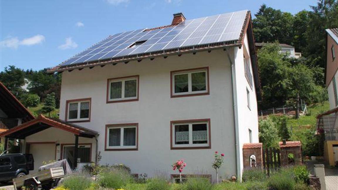 95 M² Apartment ∙ 2 Bedrooms ∙ 4 Guests - Pirmasens