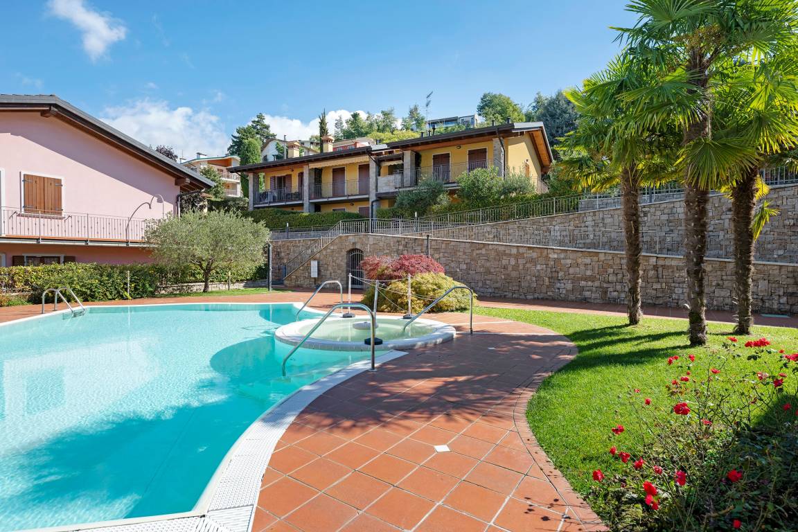 80 M² Ferienwohnung ∙ 2 Schlafzimmer ∙ 4 Gäste - Torri del Benaco