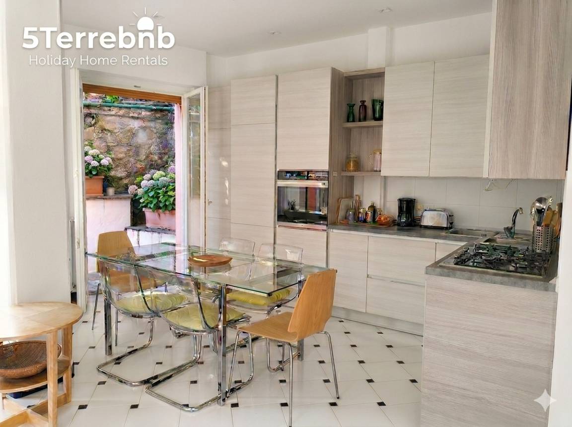 50 M² Appartamento Vacanza ∙ 2 Camere Da Letto ∙ 4 Ospiti - Monterosso al Mare