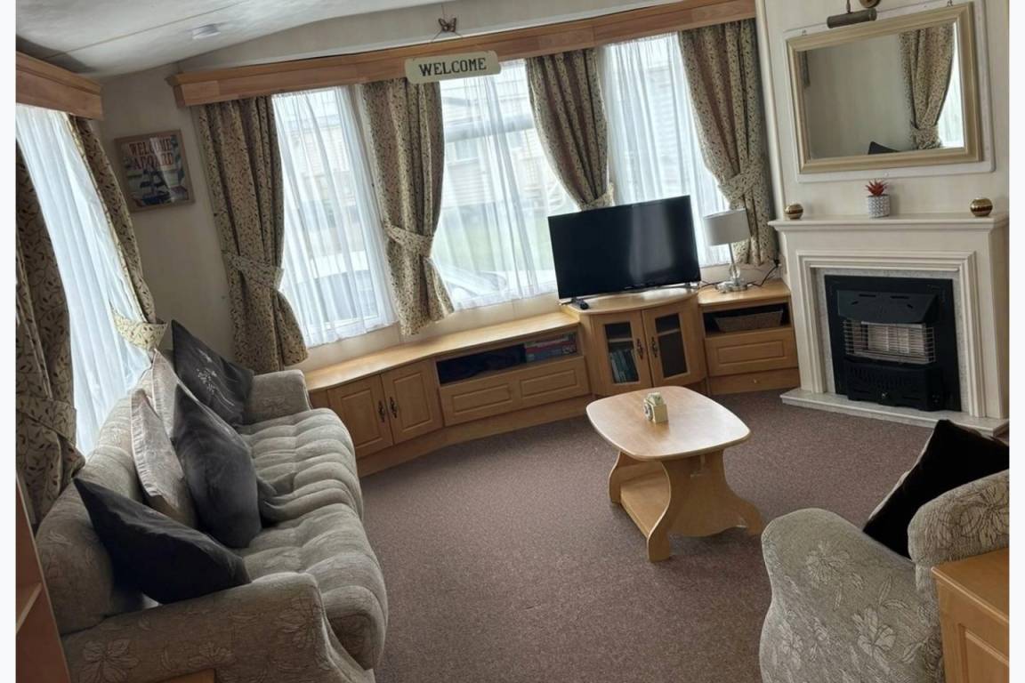 Cabin ∙ 2 Bedrooms ∙ 6 Guests - Chapel Saint Leonards