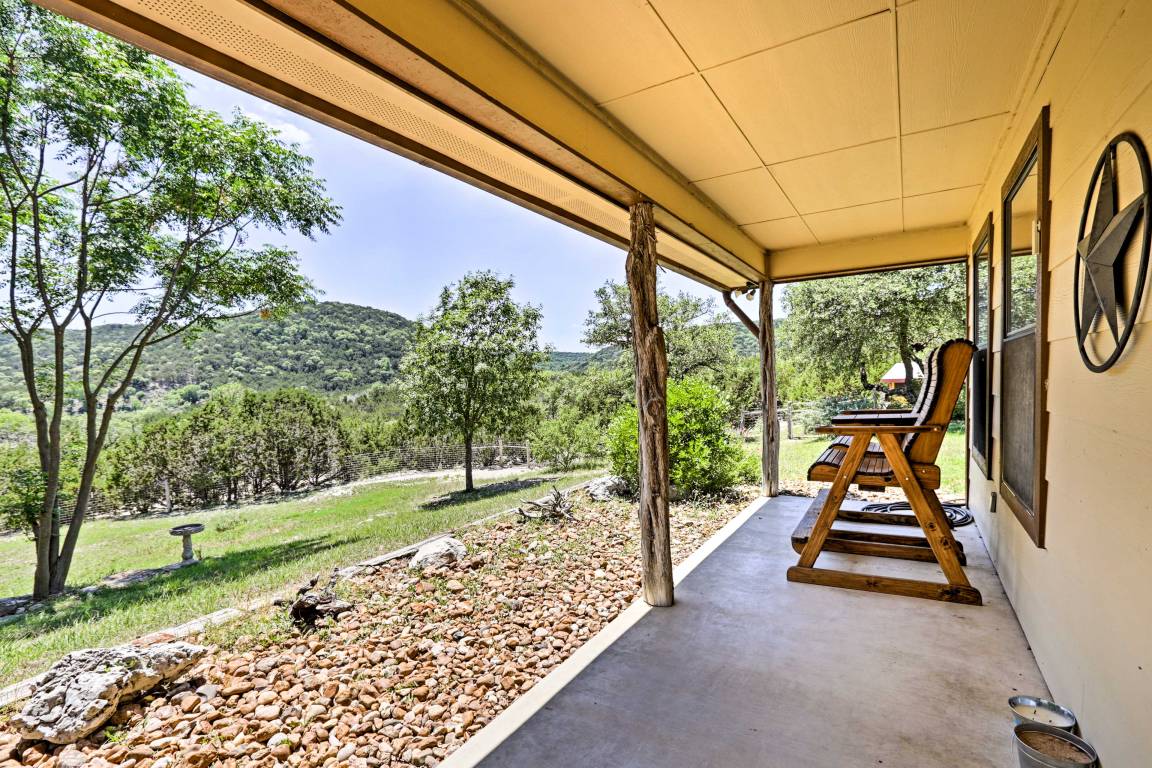 176 M² House ∙ 4 Bedrooms ∙ 8 Guests - Kerrville, TX