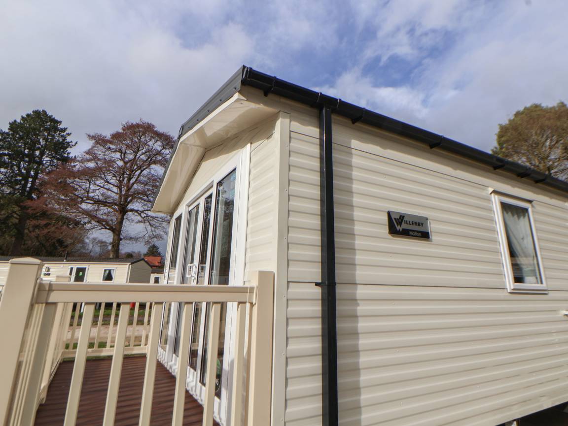 Mökki ∙ 3 Makuuhuonetta ∙ 6 Vierasta - Ruthin